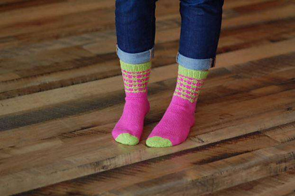 Entanglement Socks Designed by Jodi Roush *Skacel Pattern*